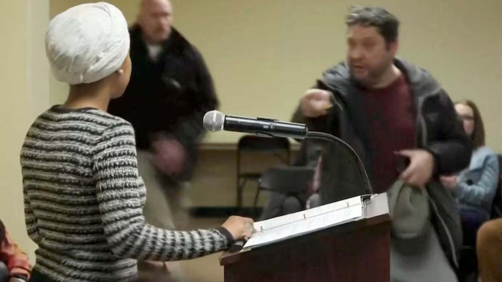 Man Arrested After Confronting Rep. Ilhan Omar and Spraying Liquid at ...